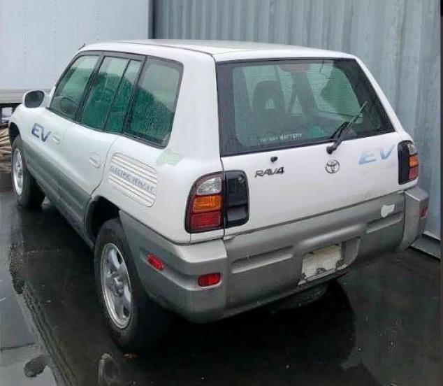 2002 Toyota RAV4 EV | RAV4e electric vehicle | AdamsGarage - SODO-MOTO