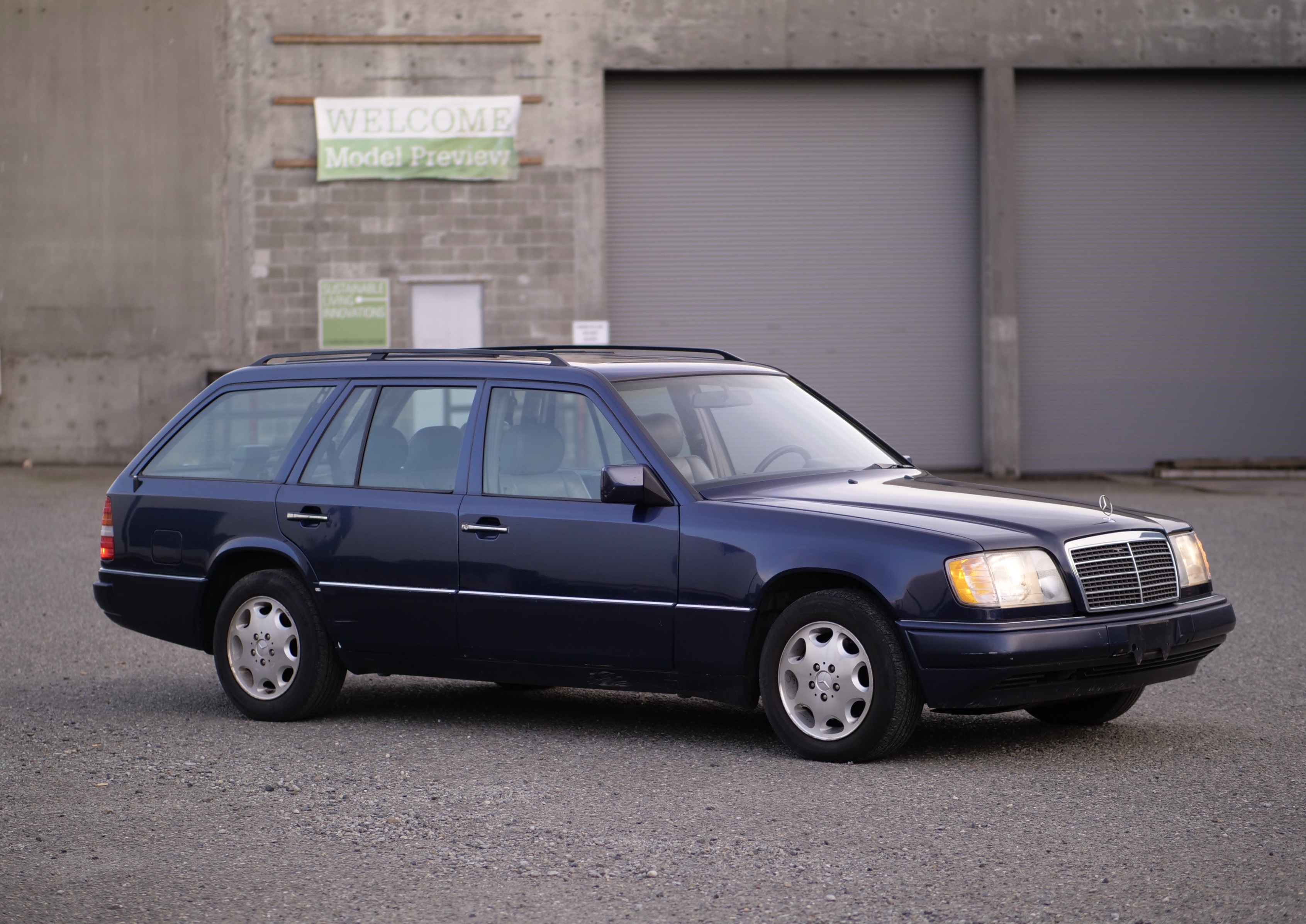 1995 Mercedes E320 touring - W124 wagon | AdamsGarage - SODO-MOTO