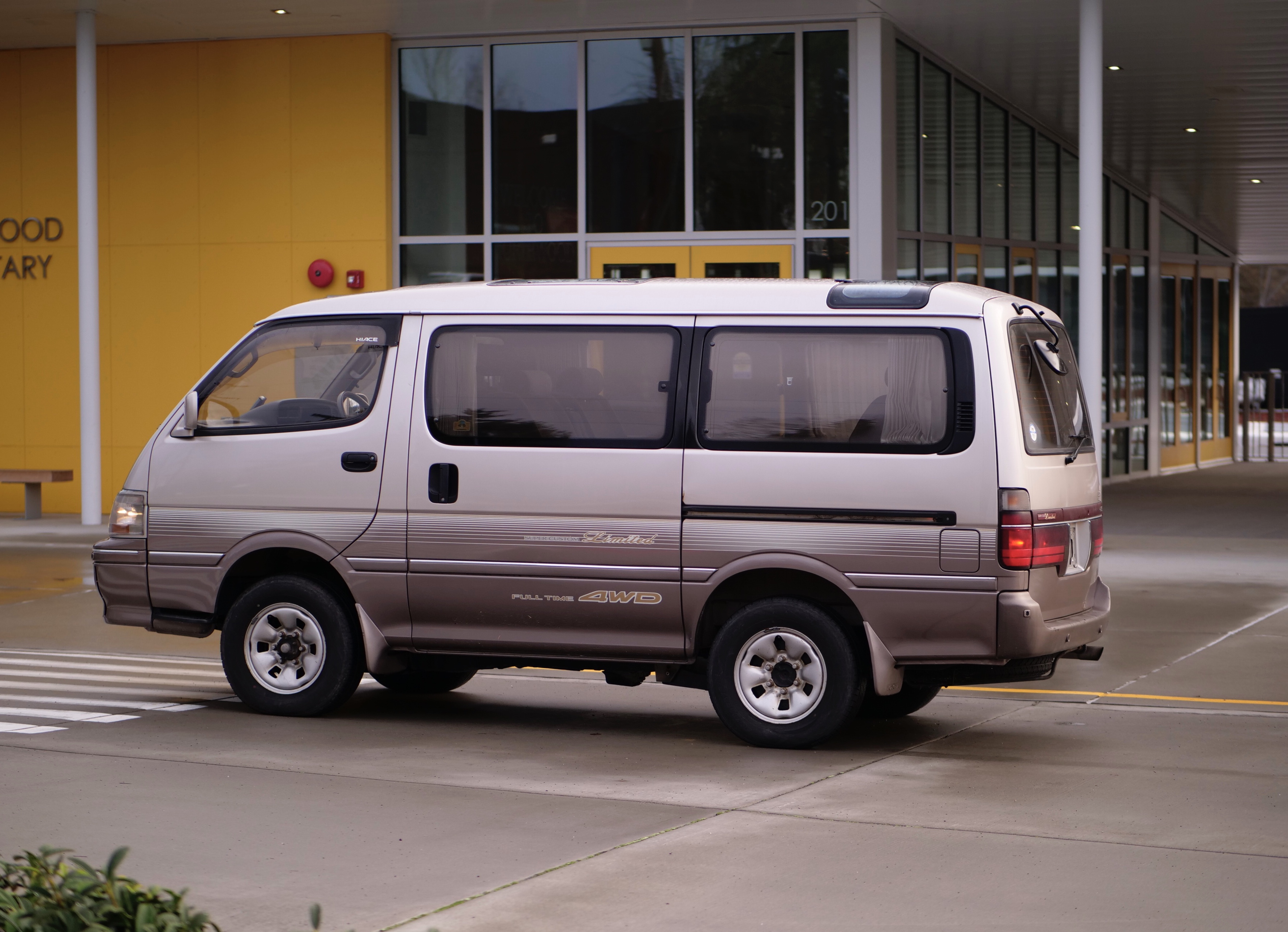 1994 Toyota HiAce 4WD diesel - 43k miles | AdamsGarage - SODO-MOTO