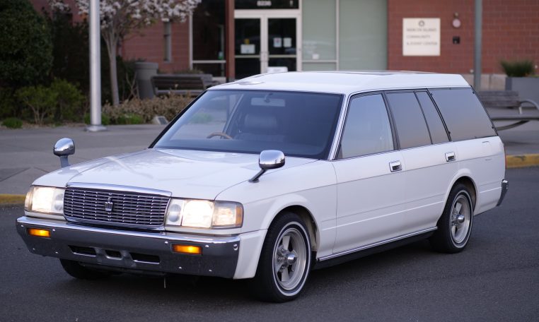 1994 Toyota Crown SDX | Van / Wagon - AdamsGarage - SODO-MOTO