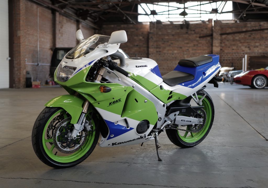 1991 Kawasaki ZXR250 - 450 kilometers - AdamsGarage - SODO-MOTO