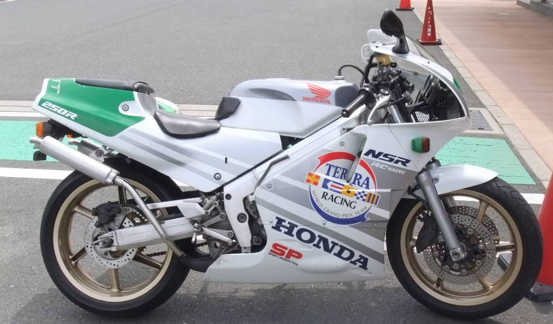 1989 Honda NSR250R-SP - AdamsGarage - SODO-MOTO