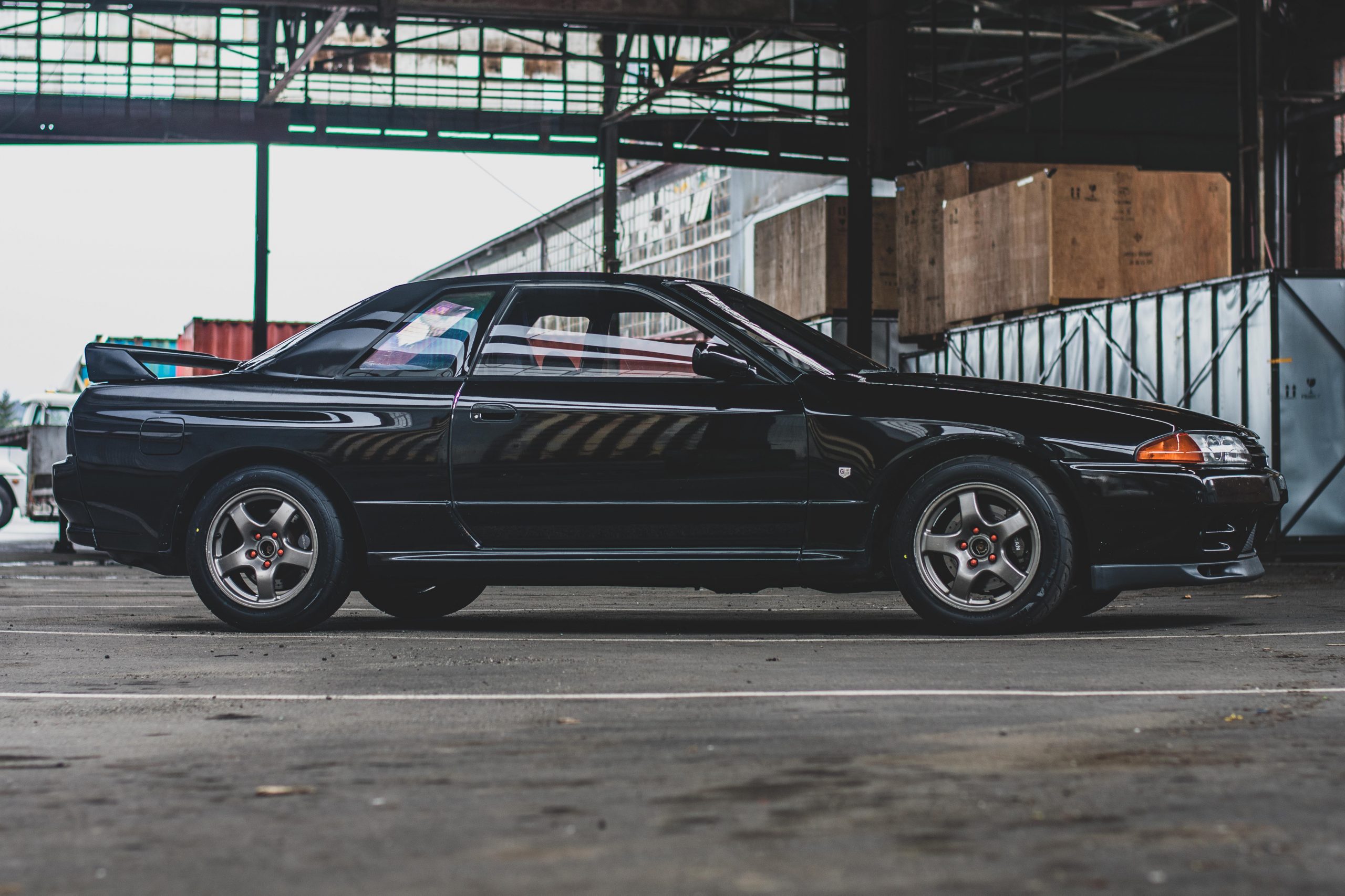 1990 Nissan Skyline GT-R | AdamsGarage - SODO-MOTO