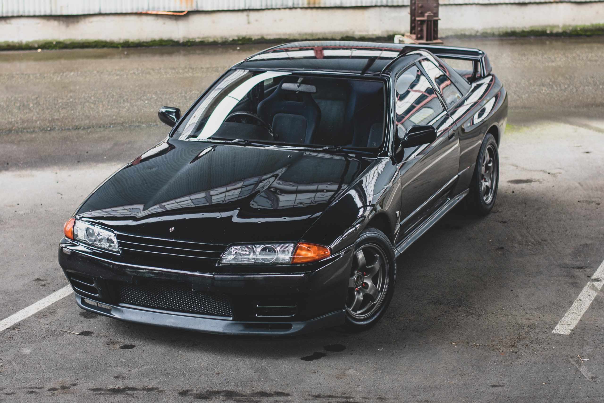 1990 Nissan Skyline GT-R | AdamsGarage - SODO-MOTO