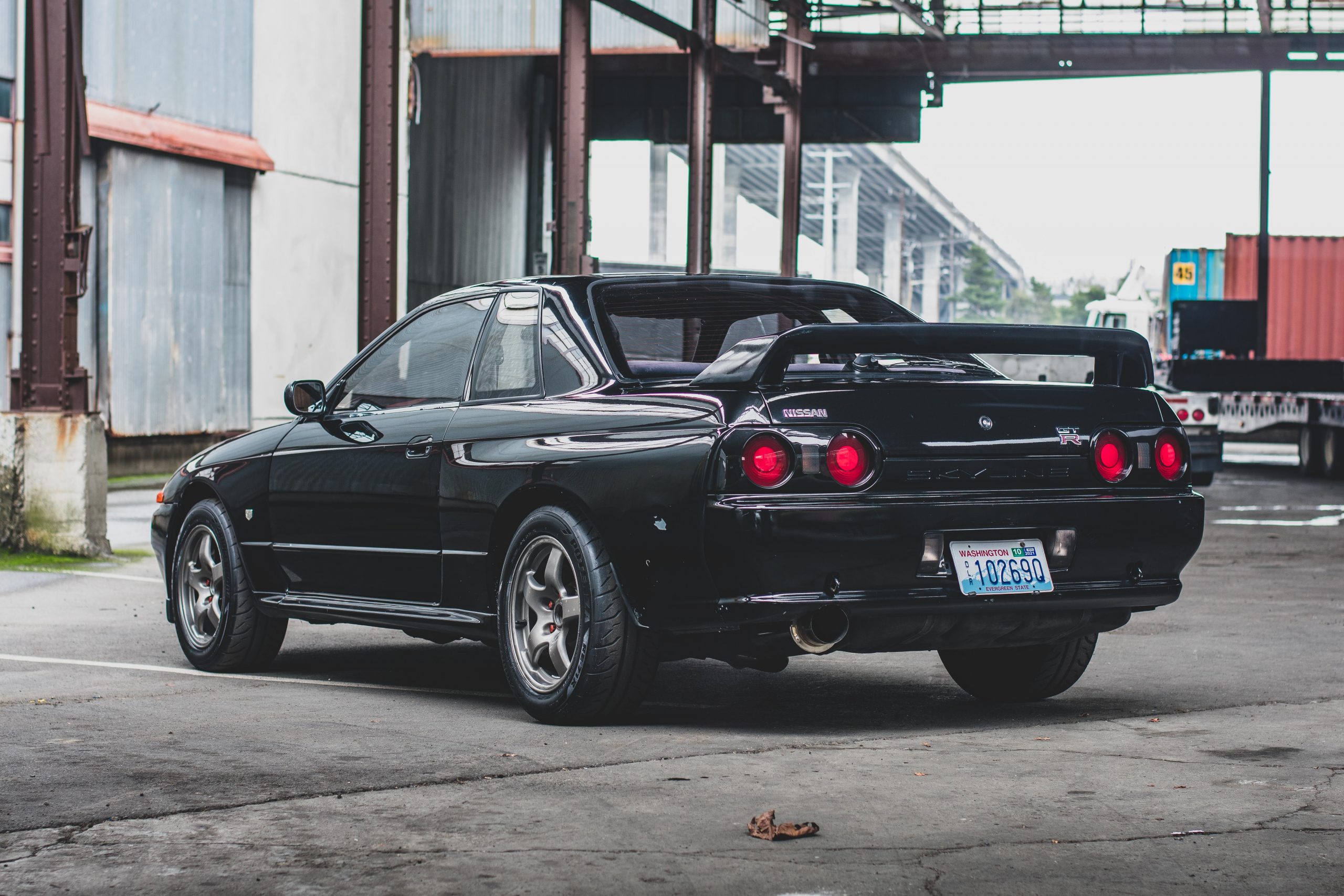1990 Nissan Skyline GT-R | AdamsGarage - SODO-MOTO