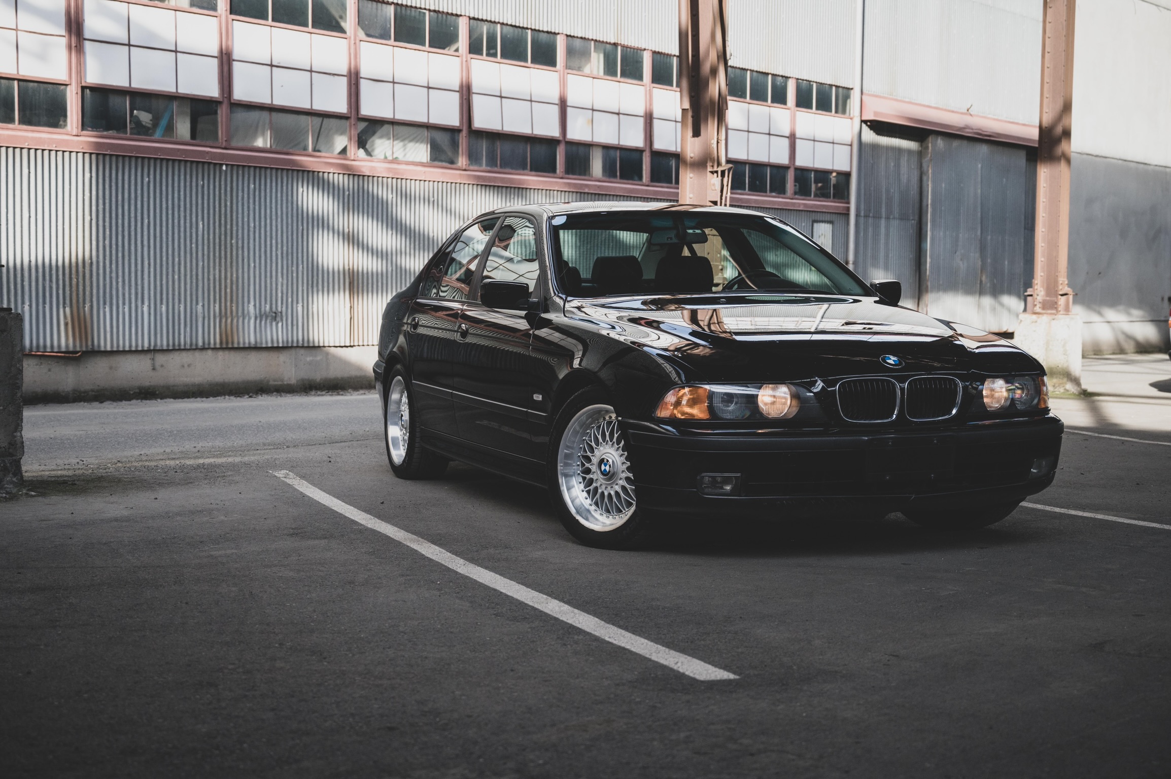 1999 BMW 528i 5-speed | AdamsGarage - SODO-MOTO