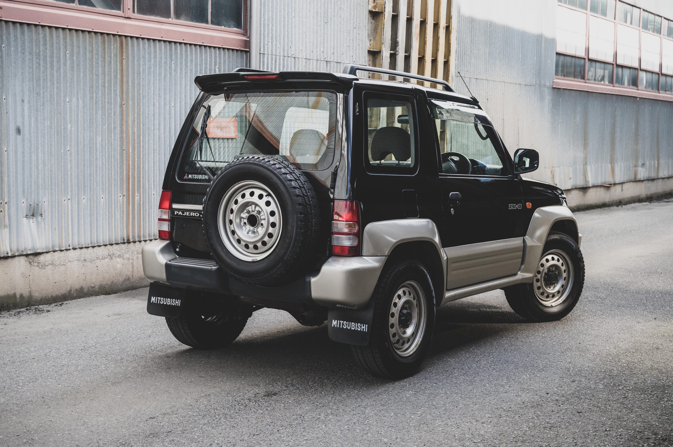 1995 Mitsubishi Pajero Jr. | AdamsGarage - SODO-MOTO