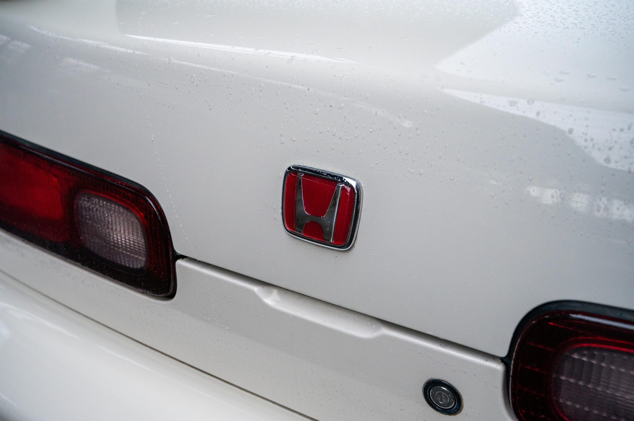 1996 Honda Integra Type R | AdamsGarage - SODO-MOTO