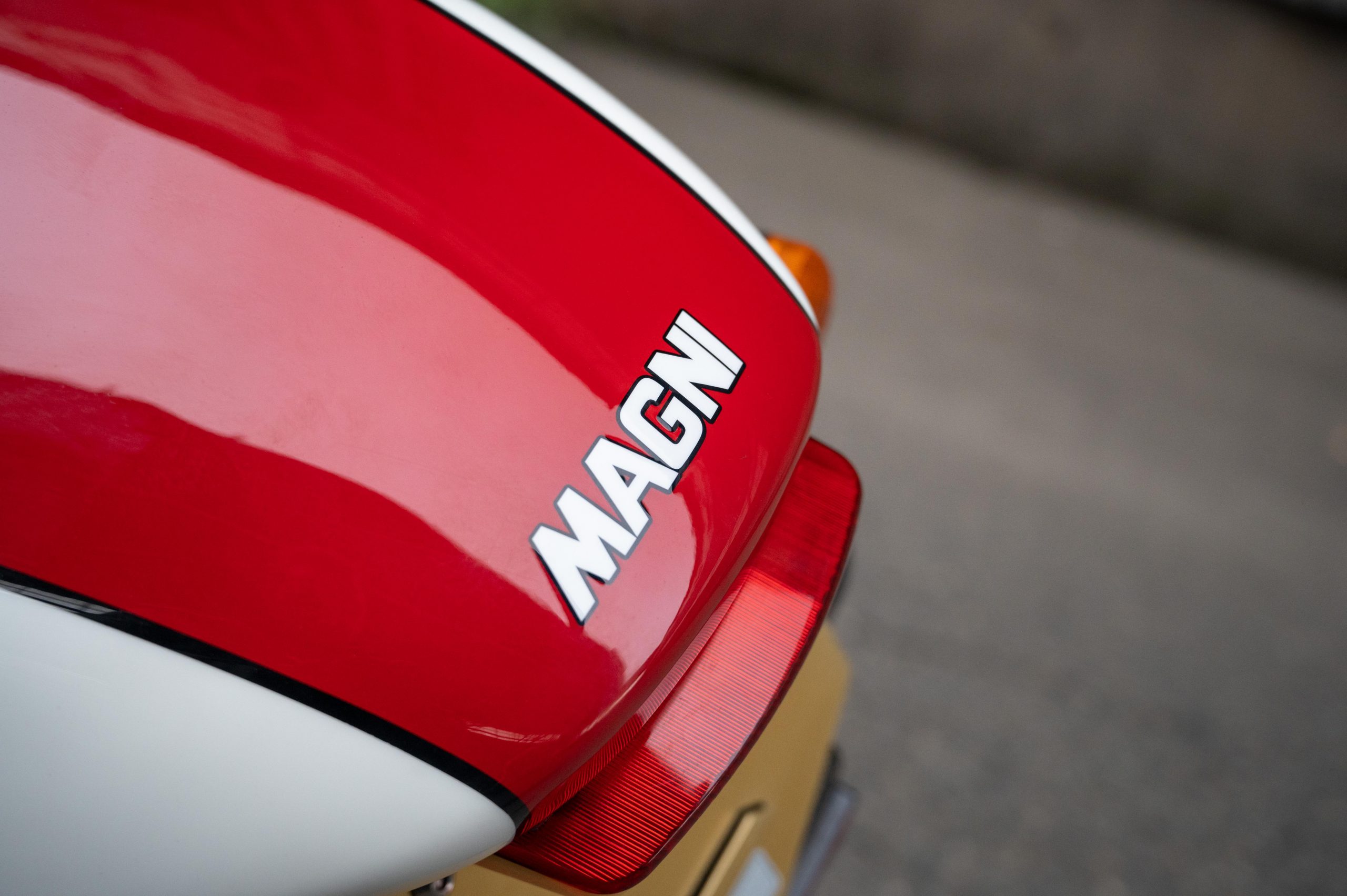 1994 Magni Australia | AdamsGarage - SODO-MOTO