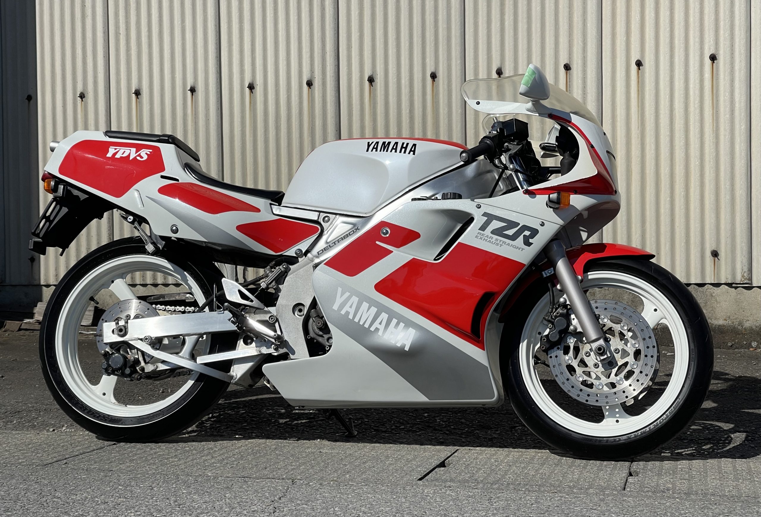 1989 Yamaha TZR250 3MA | AdamsGarage - SODO-MOTO