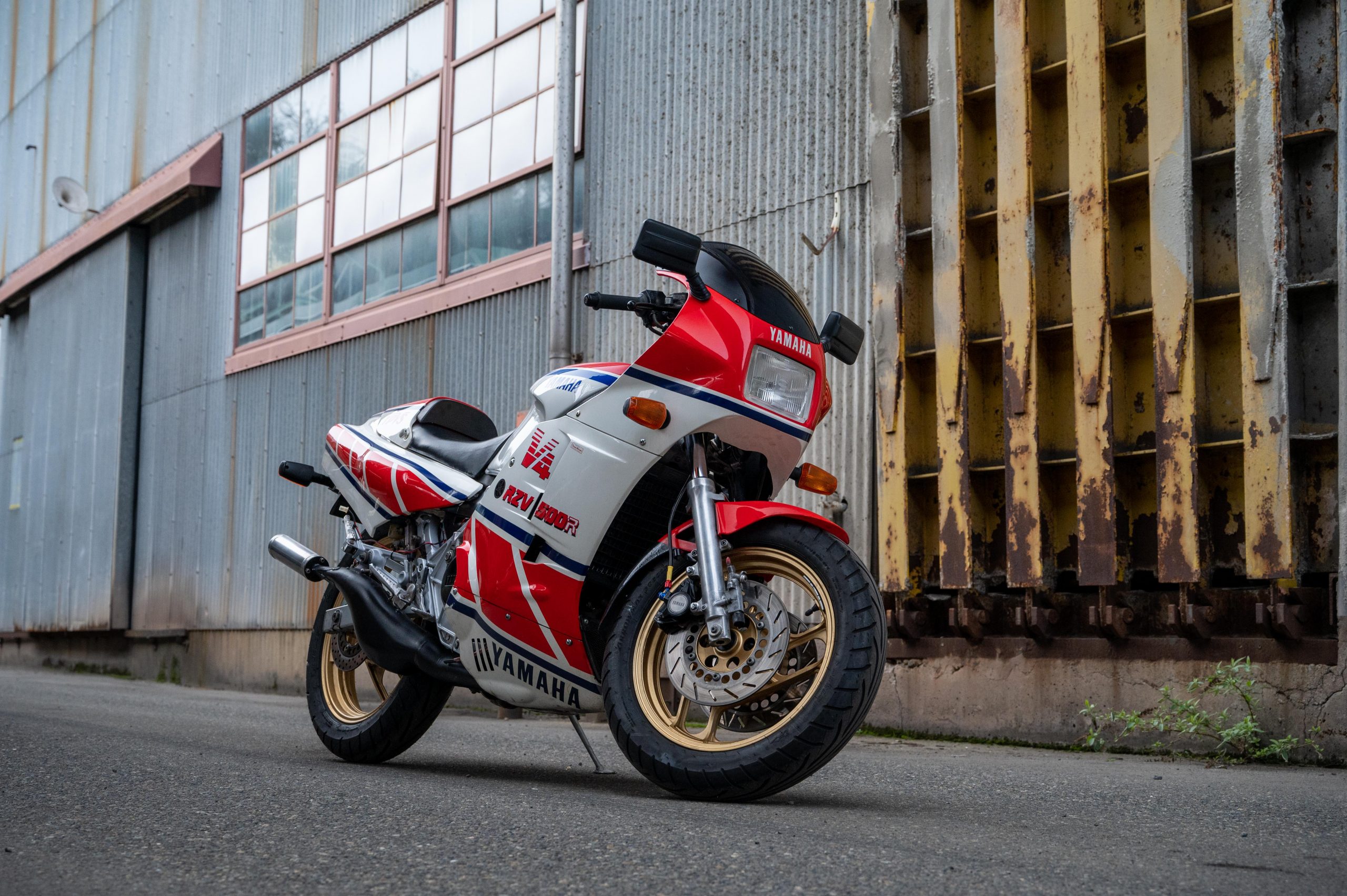 1985 Yamaha RZV500R | AdamsGarage - SODO-MOTO