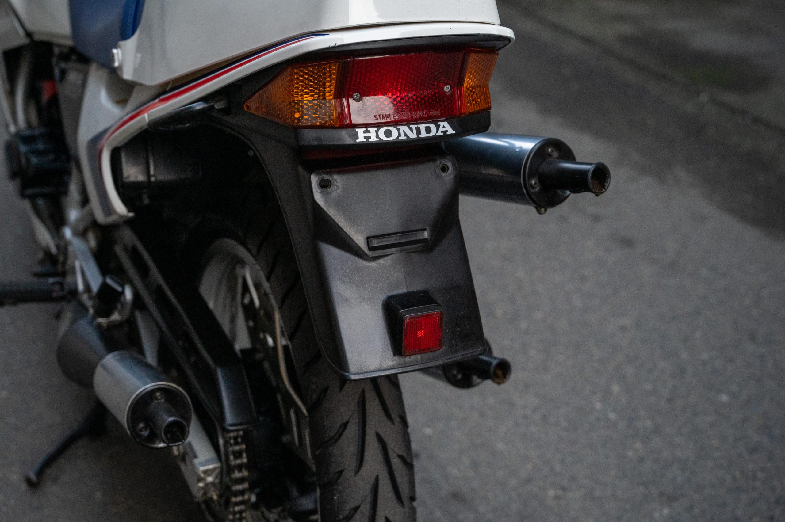 1983 Honda MVX250F | AdamsGarage - SODO-MOTO