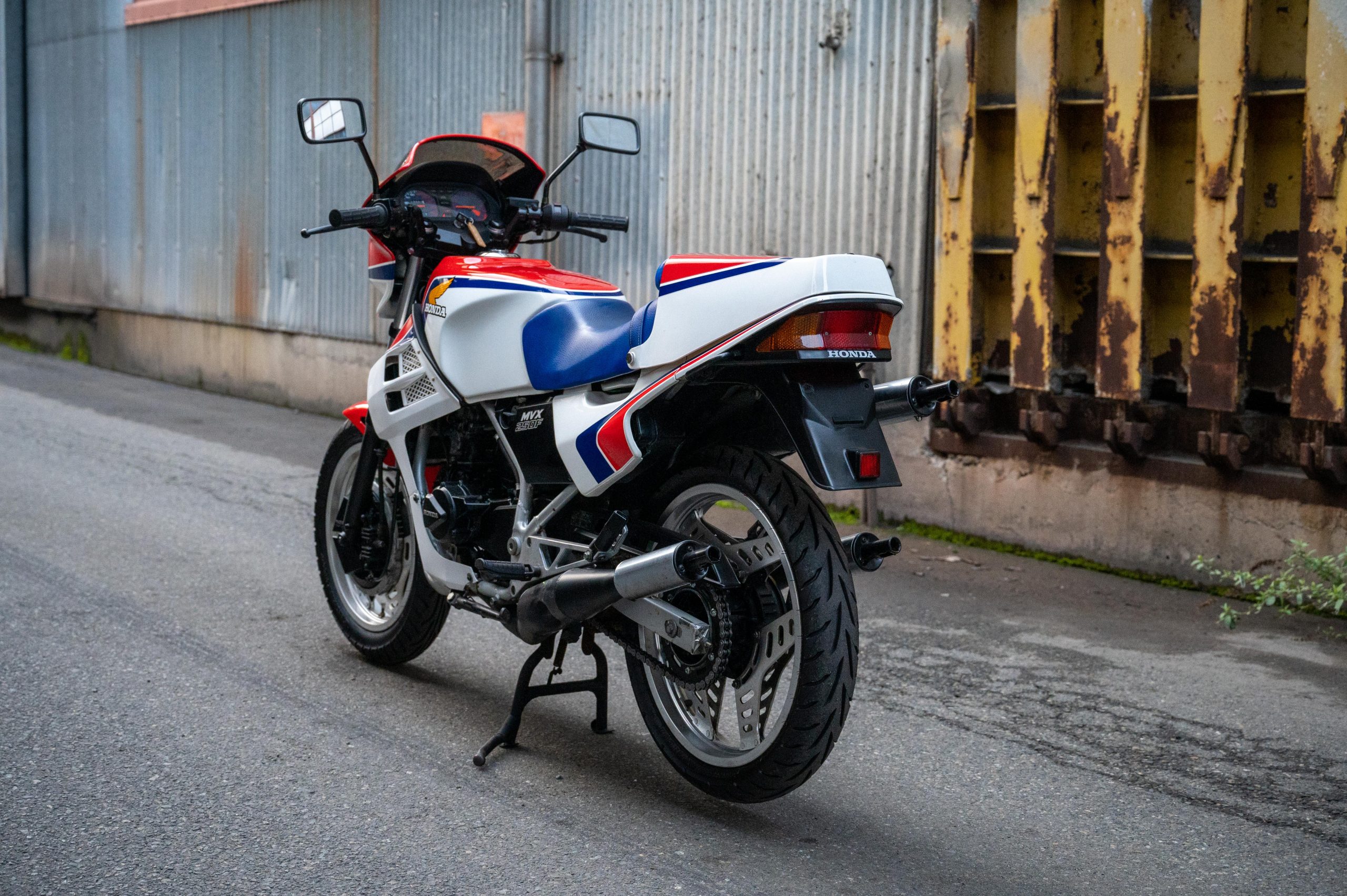 1983 Honda MVX250F | AdamsGarage - SODO-MOTO