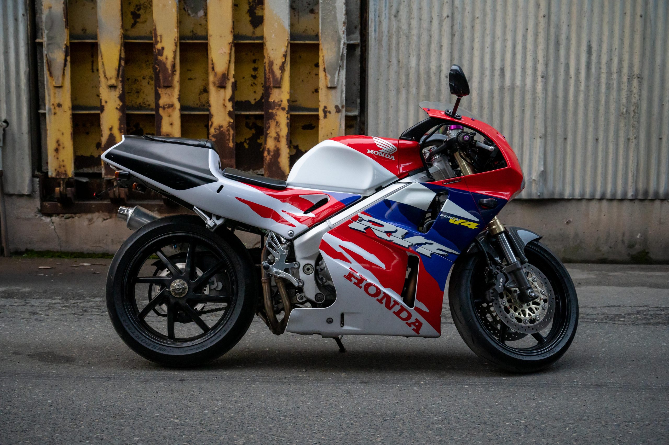 1994 Honda RVF400 / NC35 | AdamsGarage - SODO-MOTO