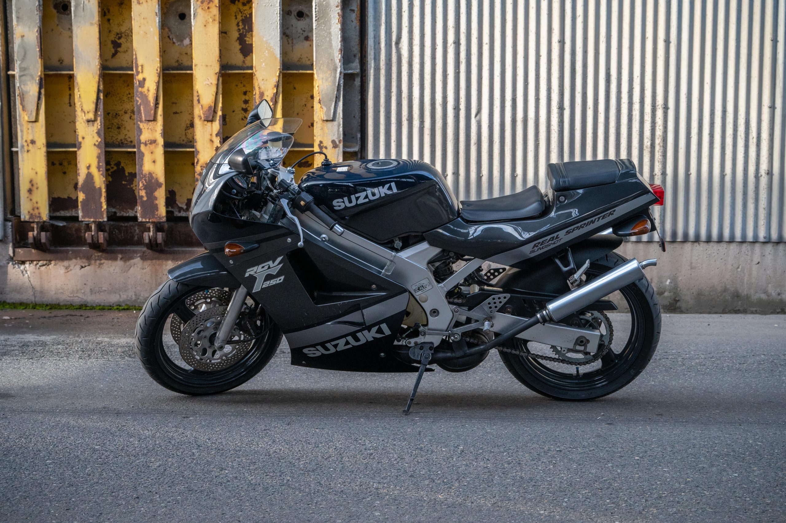 1989 Suzuki RGV250 - VJ21 | AdamsGarage - SODO-MOTO