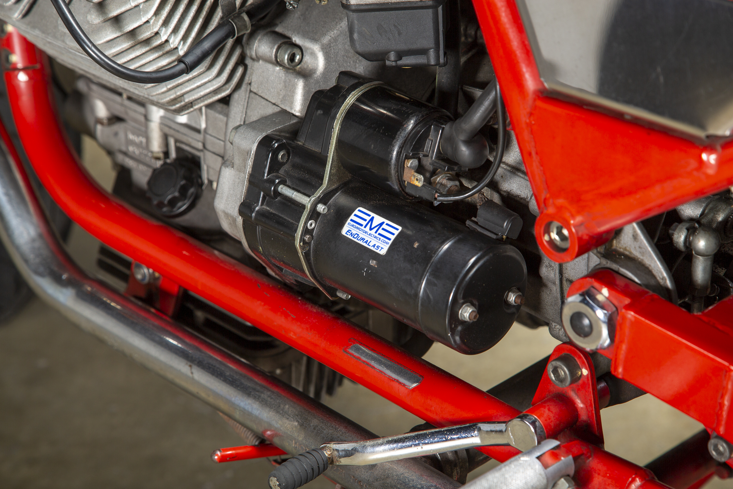 1992 Magni Sfida 400 | AdamsGarage - SODO-MOTO