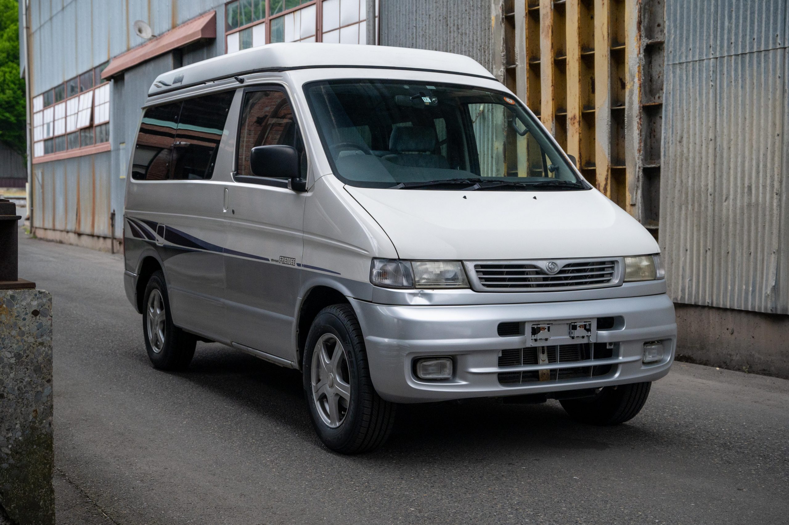 1997 Mazda Bongo Freindee 4x4 - weekender | AdamsGarage - SODO-MOTO
