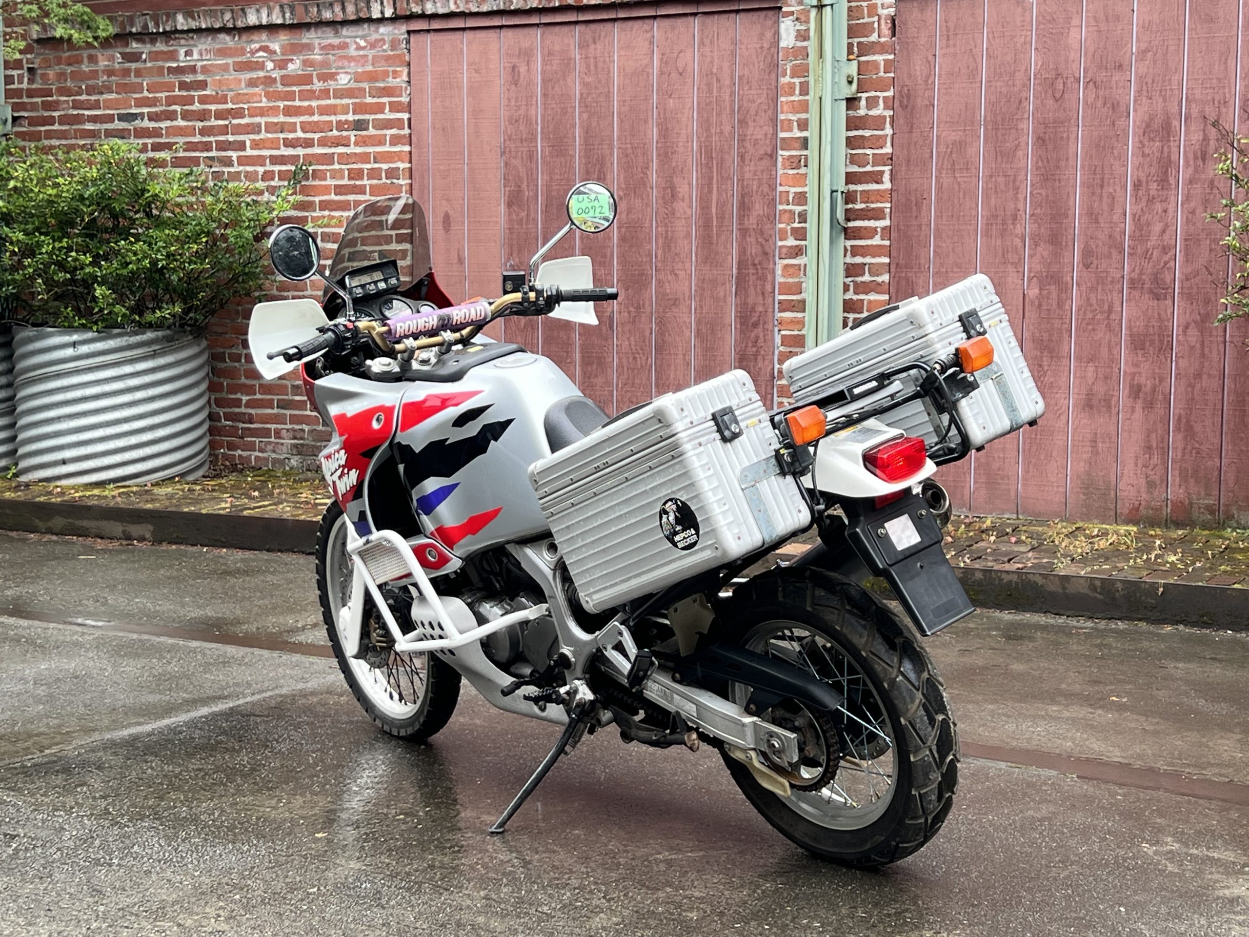 1997 Honda XRV750 Africa Twin RD07 | AdamsGarage - SODO-MOTO
