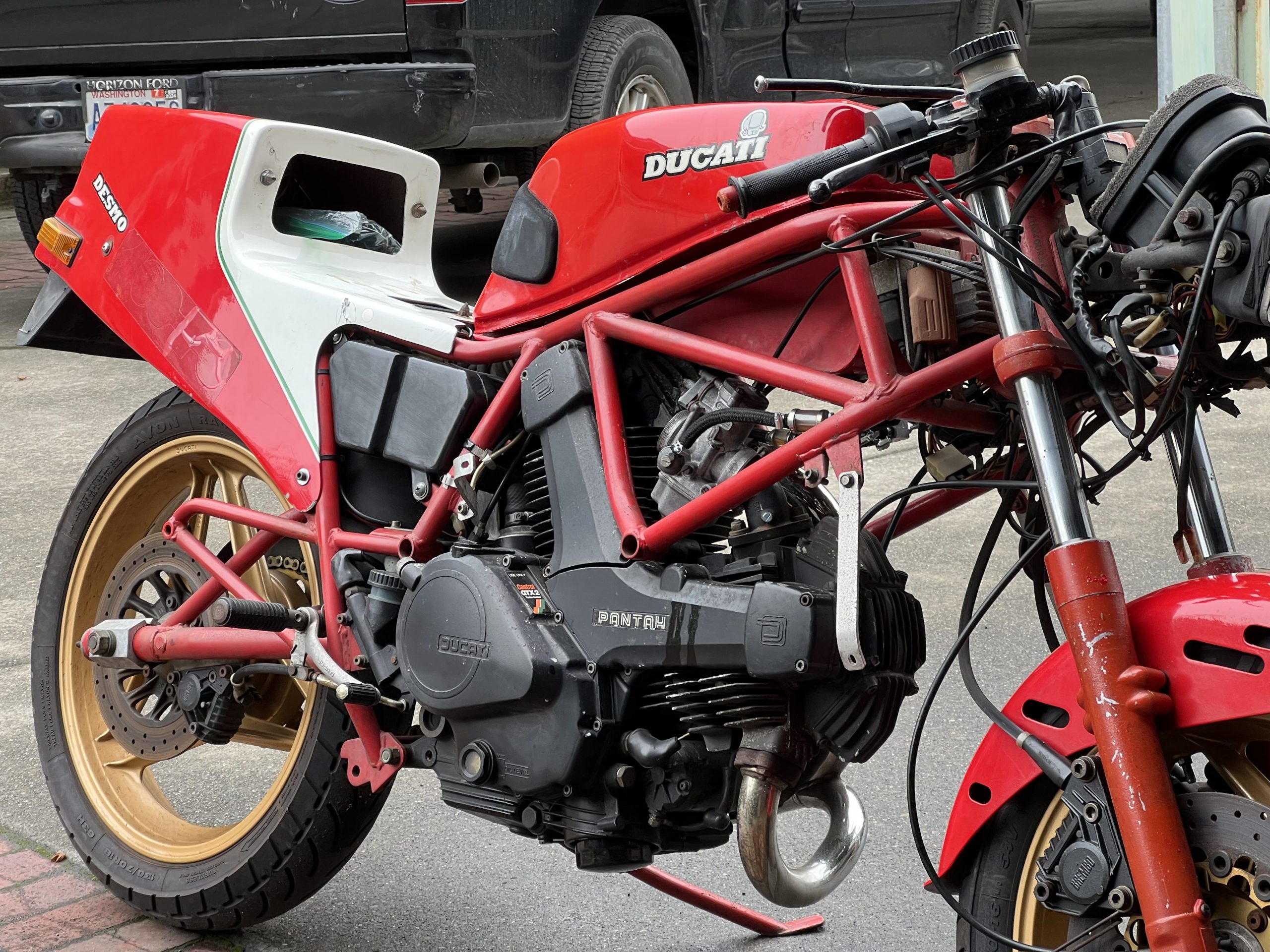 1987 Ducati 400 F3 | AdamsGarage - SODO-MOTO