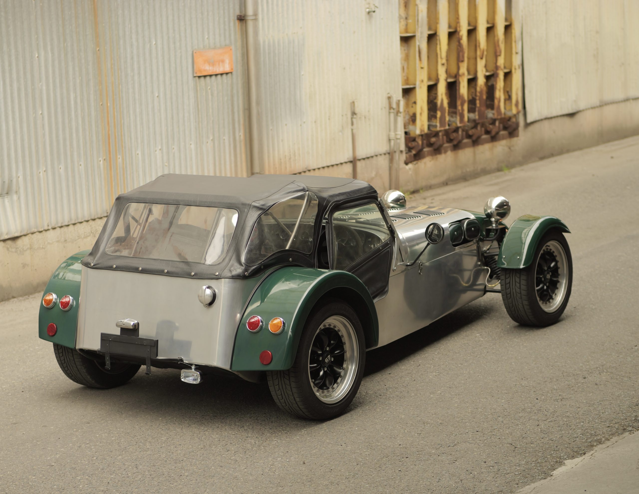 1983 Caterham Super Seven BDR - Cosworth BDR | AdamsGarage - SODO-MOTO