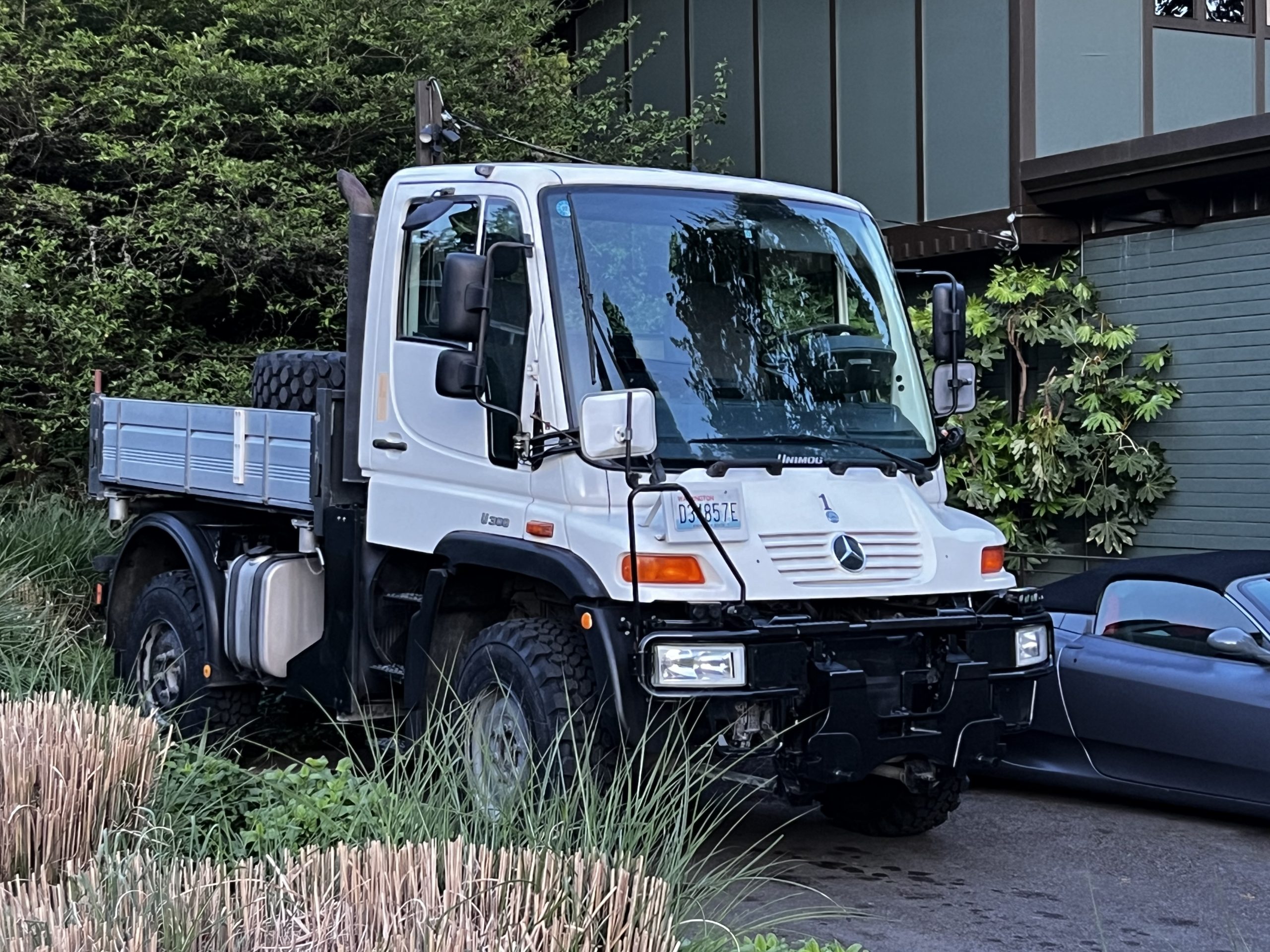 2003 Mercedes Unimog U300 | AdamsGarage - SODO-MOTO