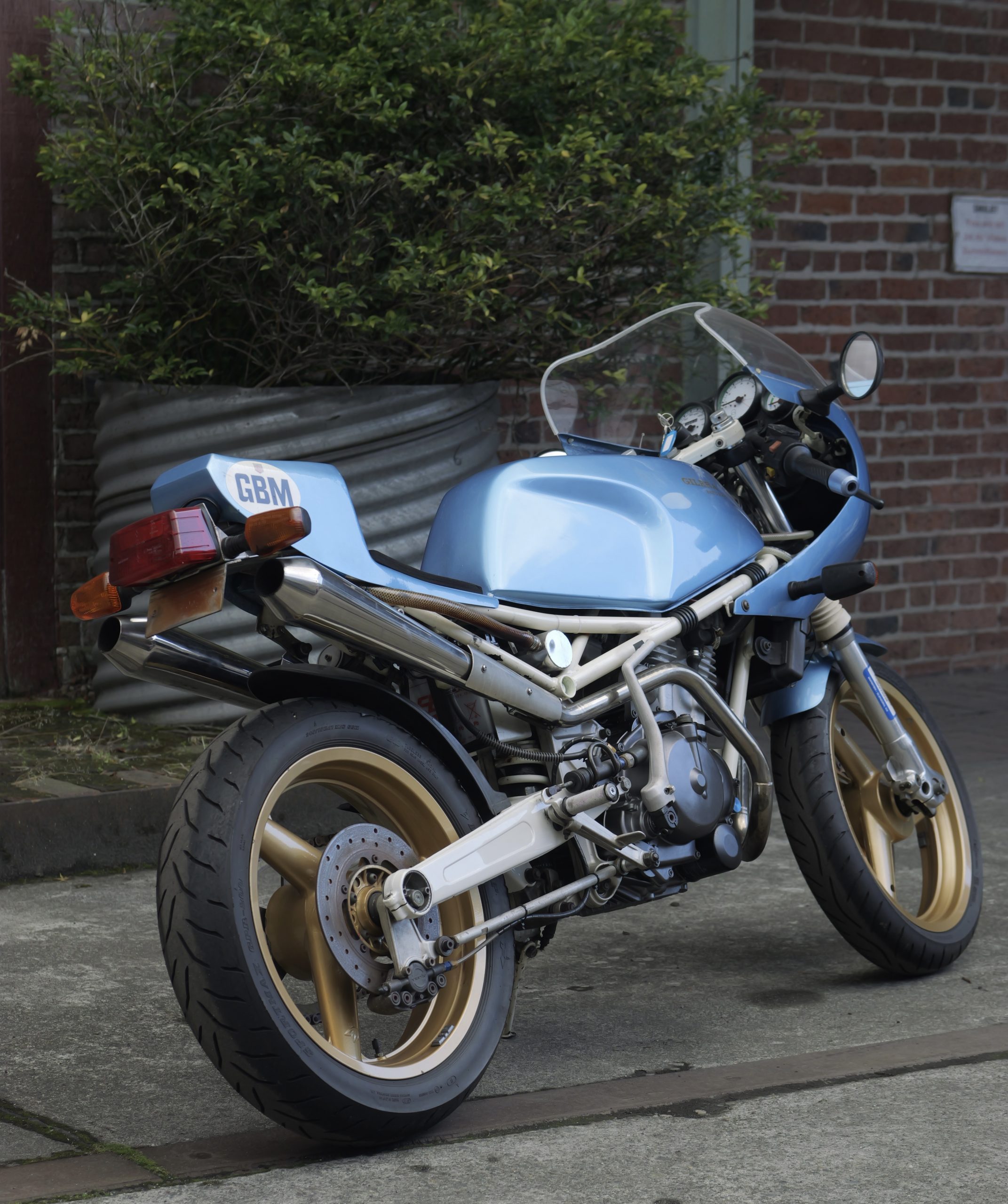 1994 Gilera Saturno 350 | AdamsGarage - SODO-MOTO