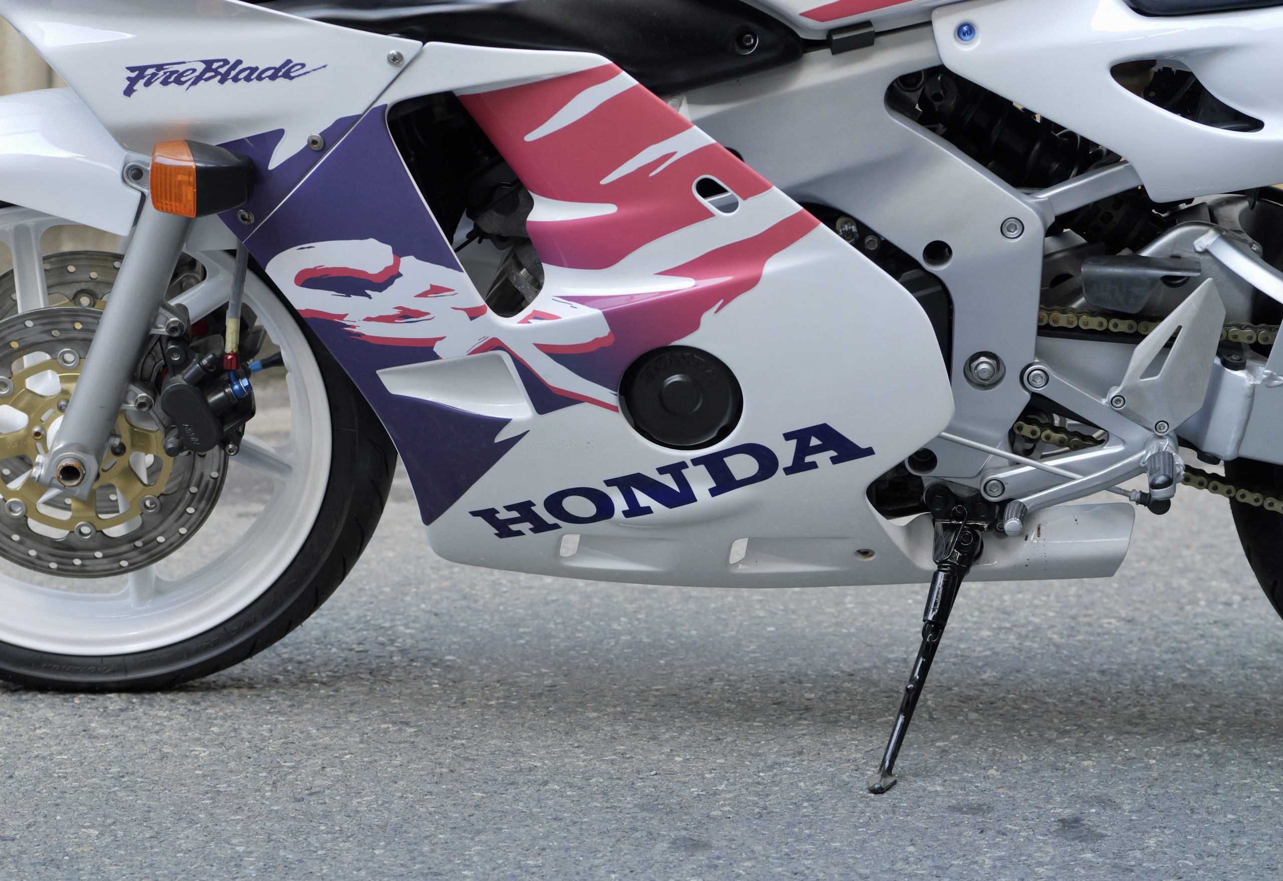 1990 Honda CBR250RR - MC22 | AdamsGarage - SODO-MOTO