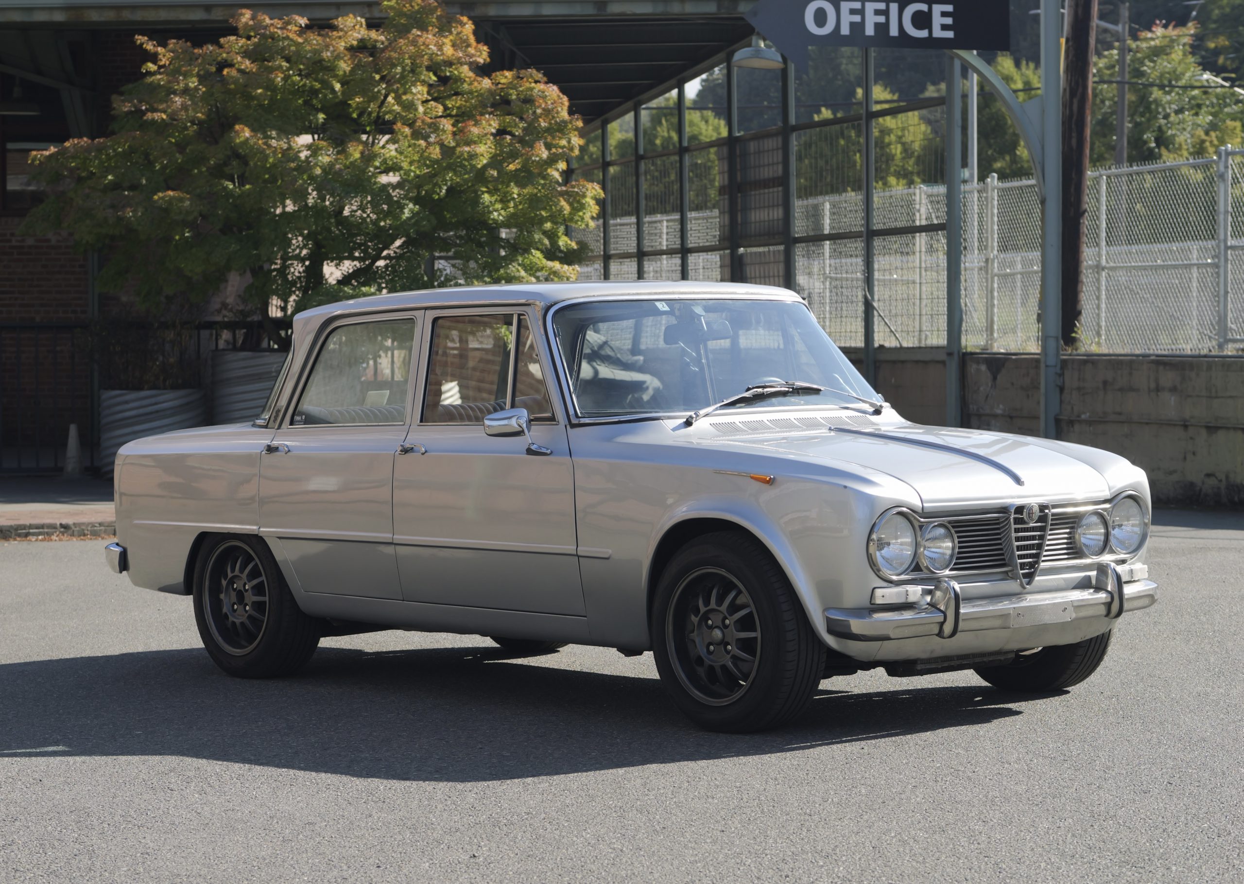 1967 Alfa Romeo Giulia Super | AdamsGarage - SODO-MOTO