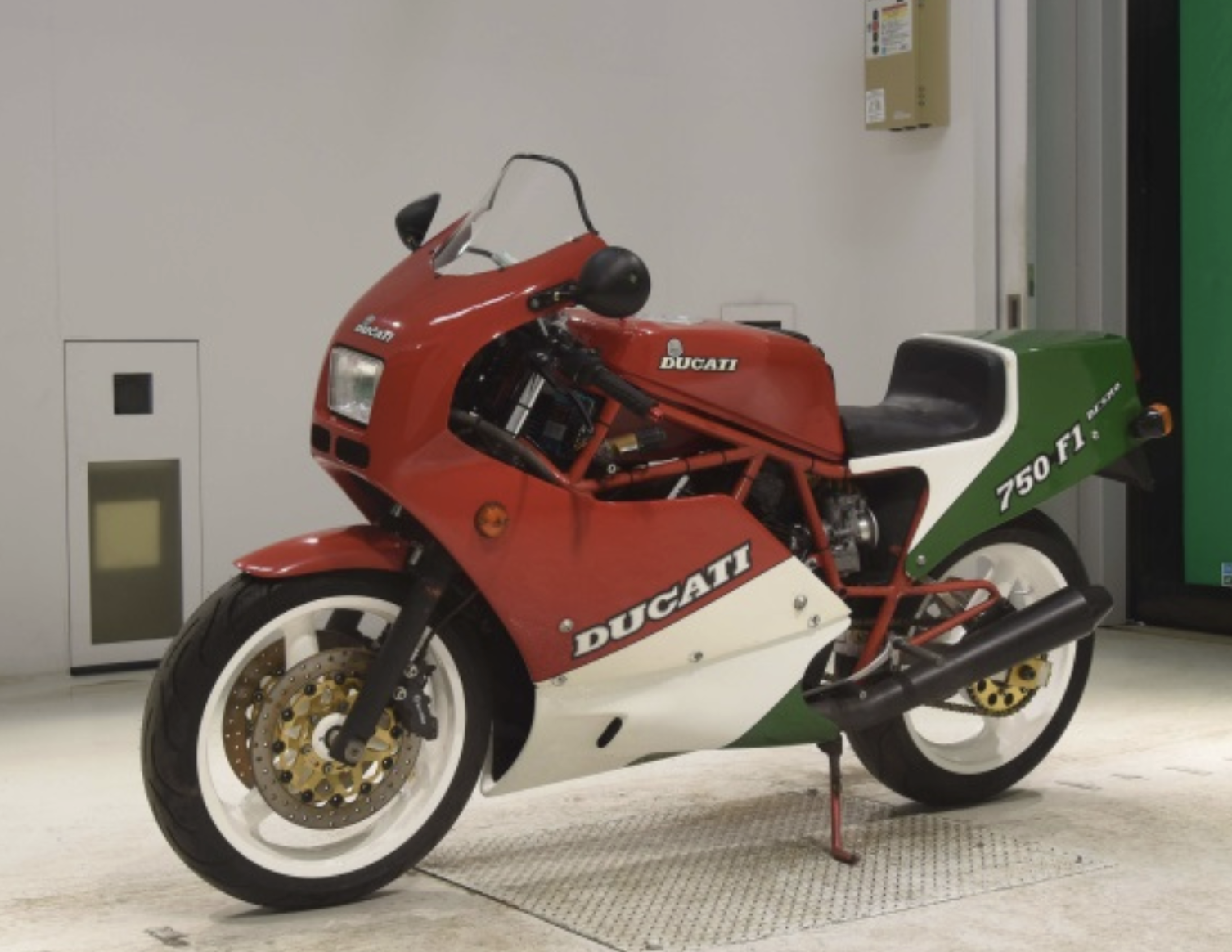 1987 Ducati 750 F1 | AdamsGarage - SODO-MOTO